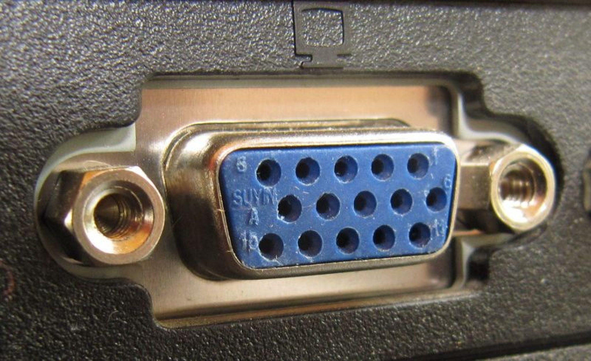 HDMI vs DisplayPort vs DVI vs VGA: Conectores de vídeo sob o microscópio