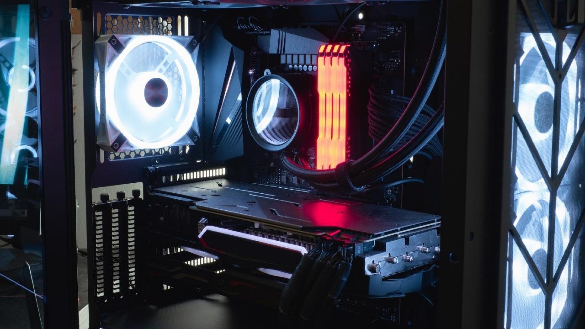 How to Build a Gaming PC? Complete Guide 2025 - Hardware Guide