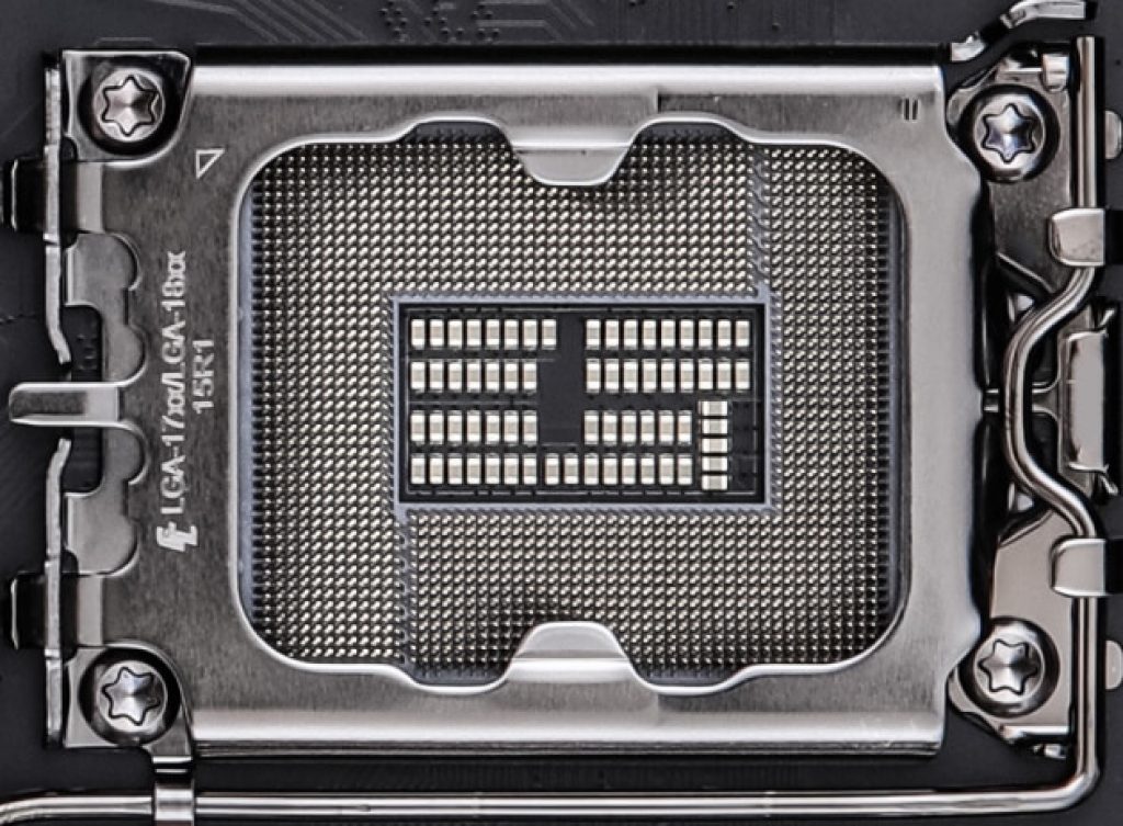 Socket AM5 vs LGA 1700