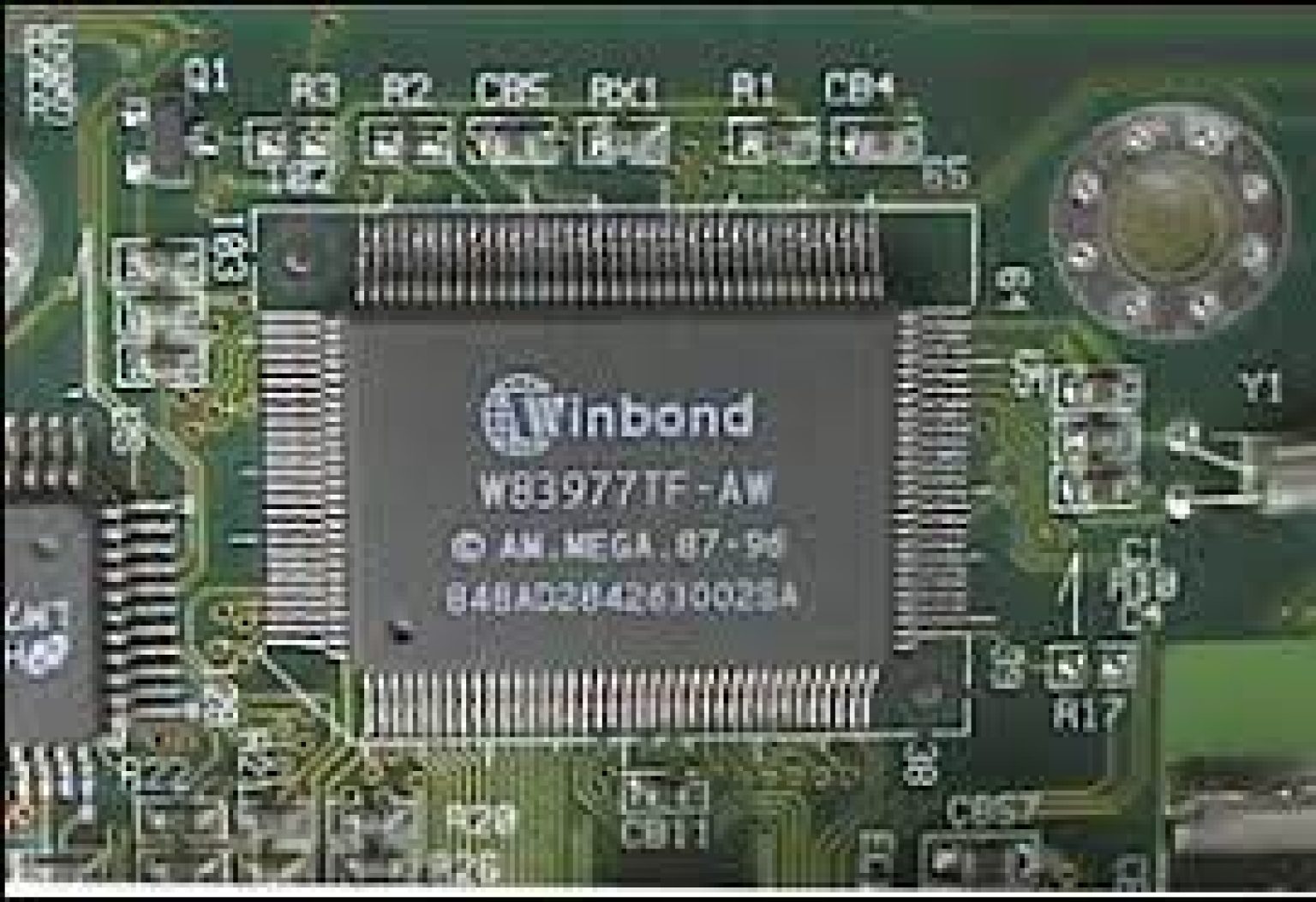 Super I/O: todo lo que debes saber sobre este chip de la placa base