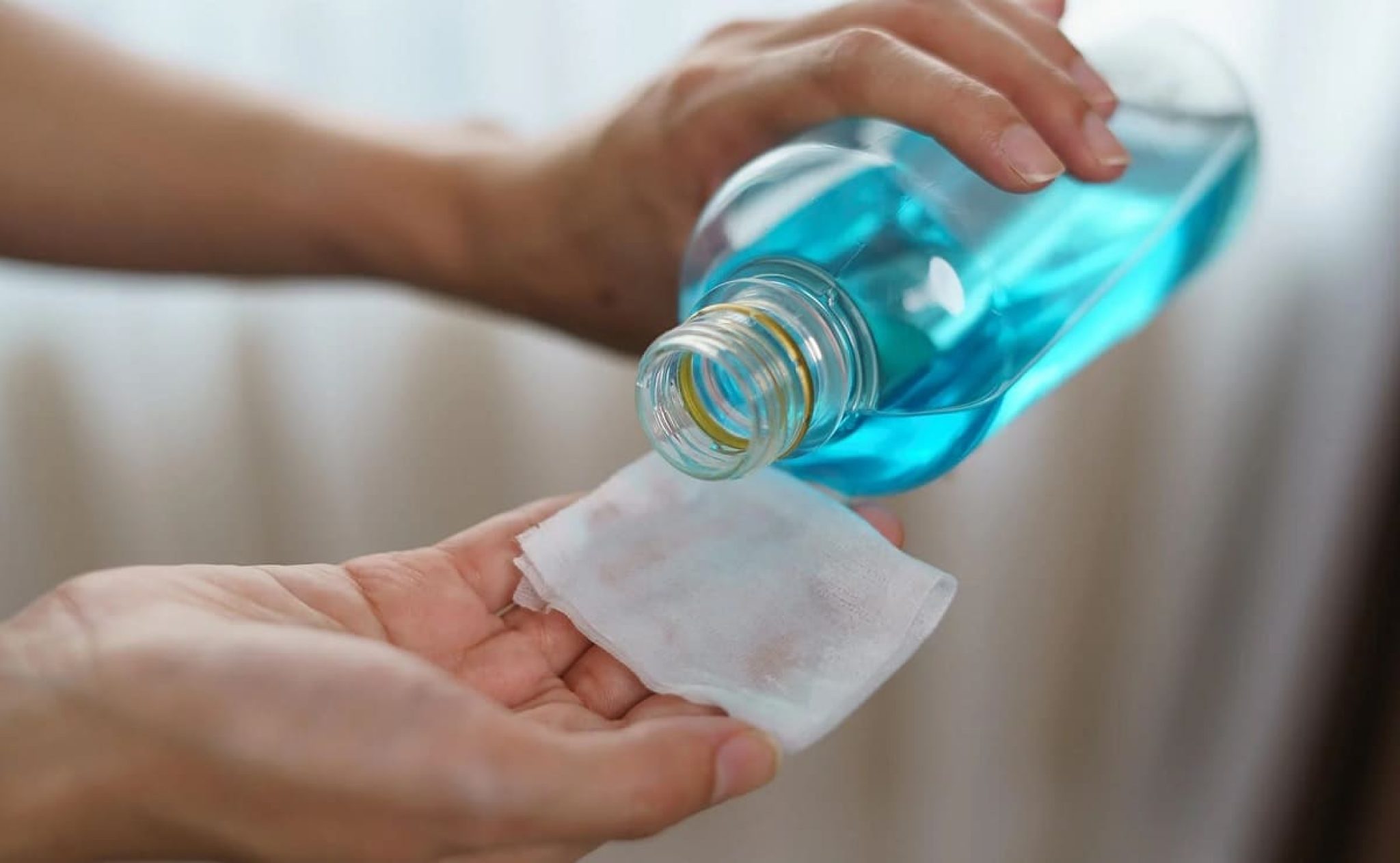 Isopropyl Alcohol: How to Use It to Clean Components - Hardware Guide