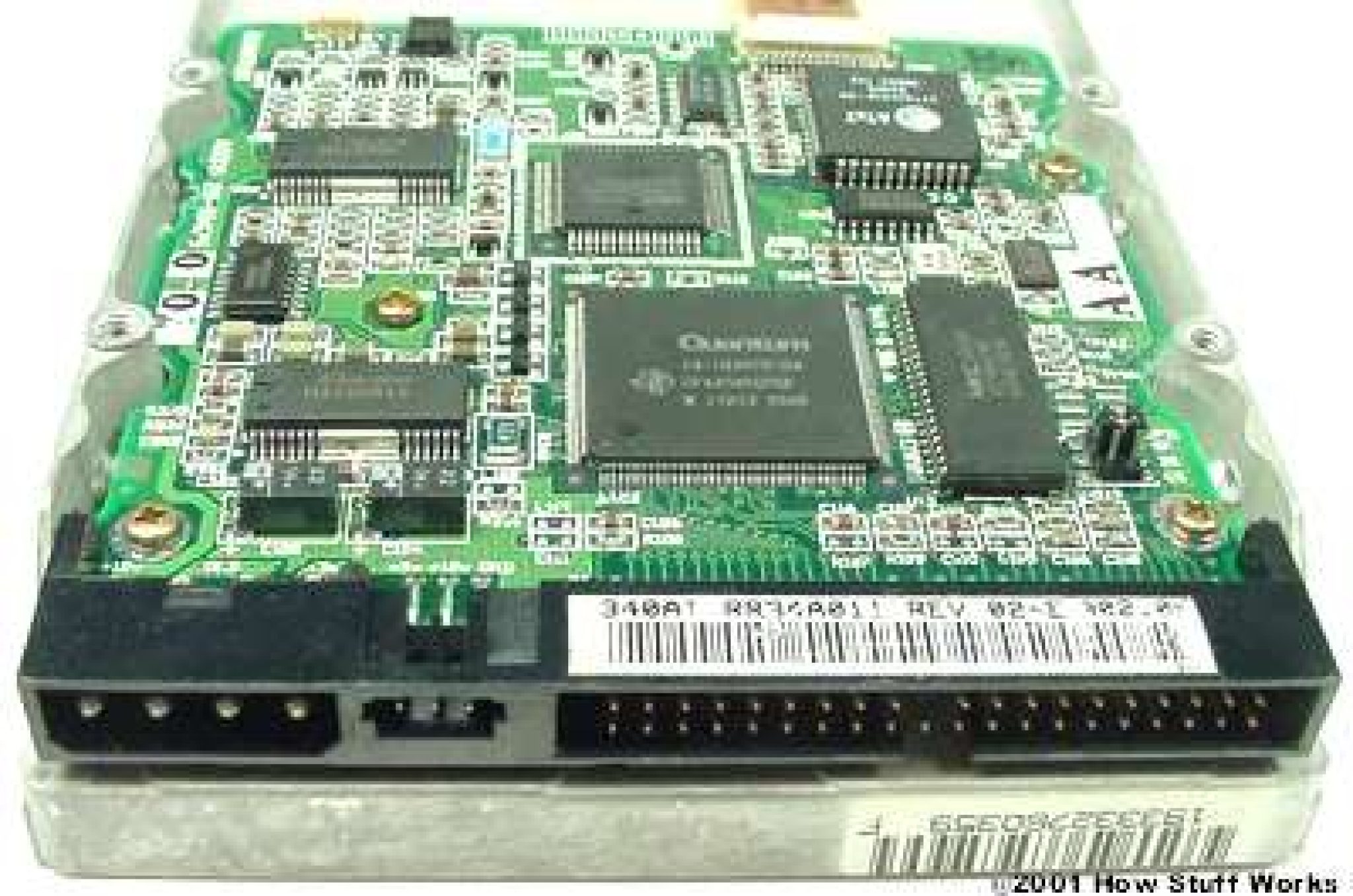 AHCI vs NVMe vs IDE vs RAID: todas las diferencias que deberías conocer