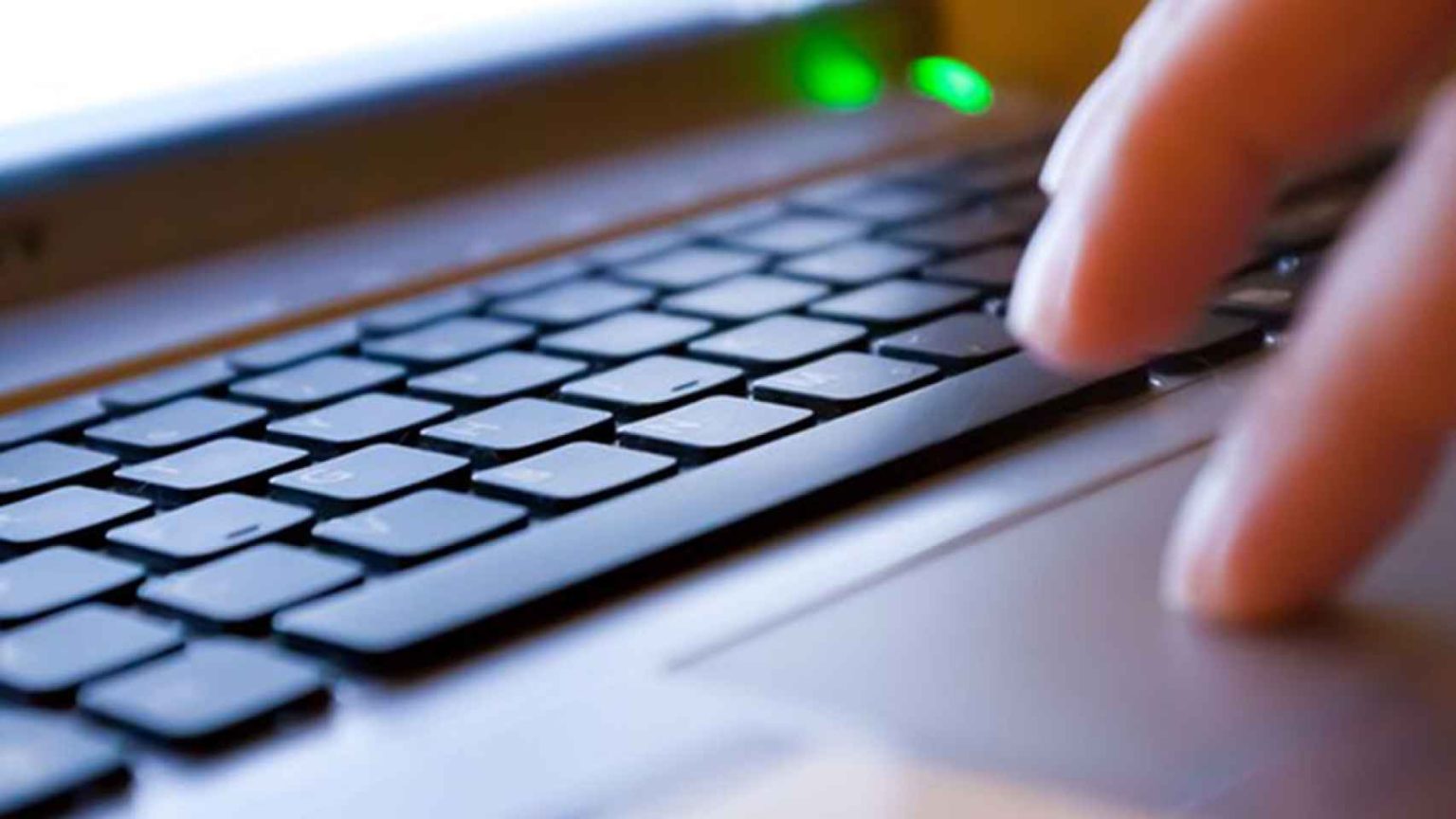 How to Check the Hard Drive Activity Light - Hardware Guide