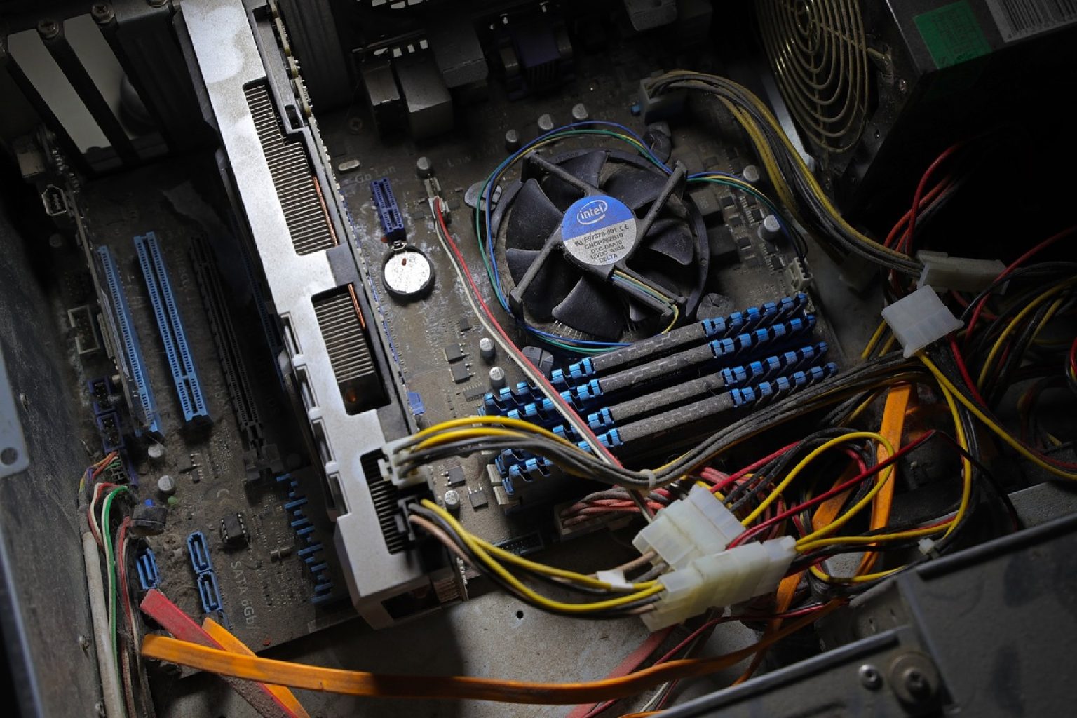 How to disable Intel graphics to use Nvidia or AMD graphics - Hardware ...