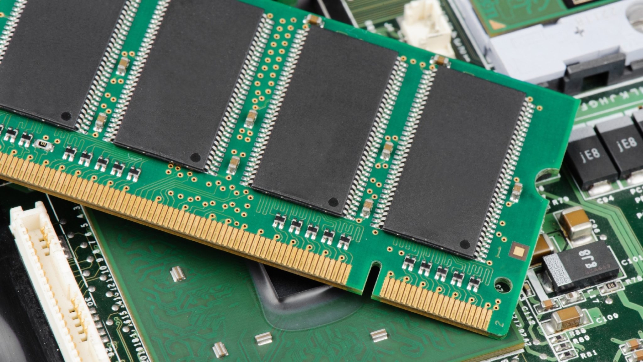 什么是 RDIMM RAM 模块？ - 硬件指南