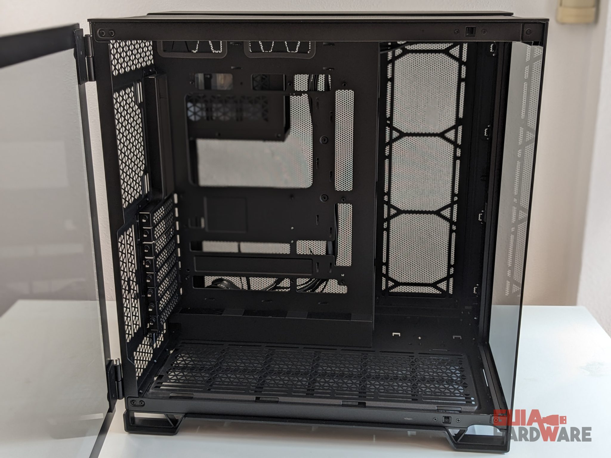 Corsair 6500X Review: Análisis completo de la caja de PC - Guía Hardware
